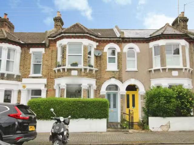 Harbut Road, London, SW11 2RD