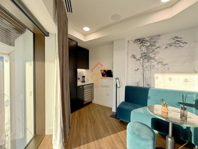 Harcourt Tower, 67 Marsh Wall, London E14