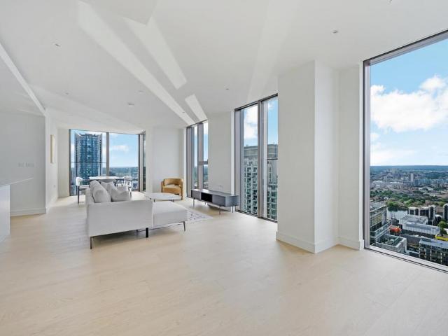 Harcourt Tower, South Quay Plaza. 3 bed apartment to rent £5,499 pcm £1,269 pw