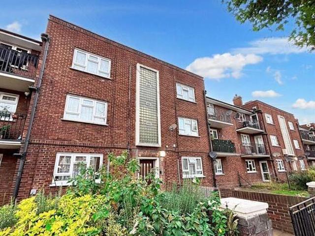 Harcourt Avenue, London, 2 Bedroom Apartment