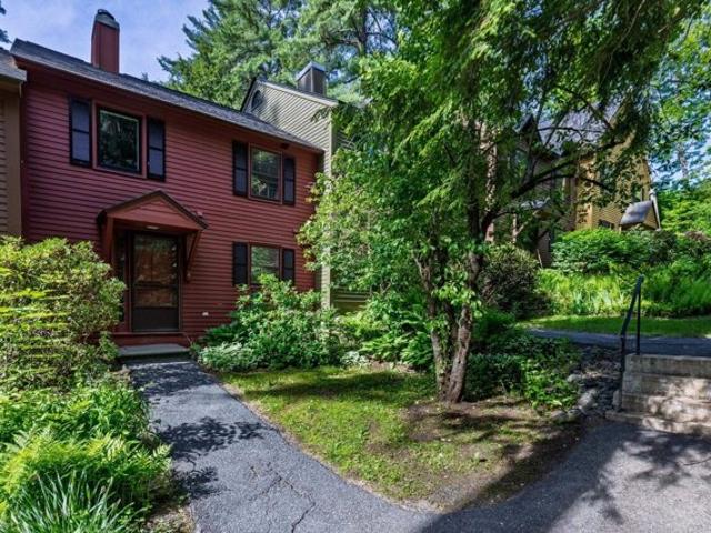 Hard Rd Unit B, Hartford, Condo For Sale