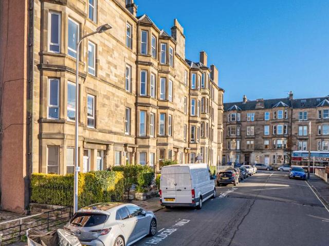 Harden Place, Polwarth, Edinburgh, EH11 2 bed flat to rent £2,000 pcm £462 pw