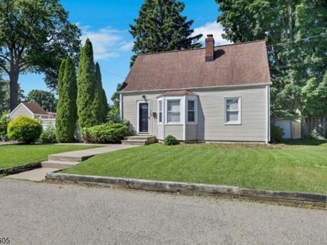 Harding Ave, Pompton Lakes, Home For Sale