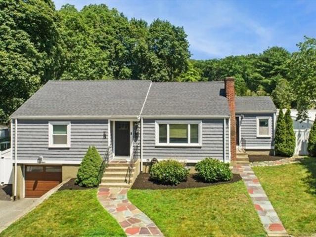 Harding Rd, Wakefield, Home For Sale
