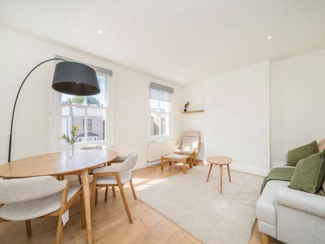 Hardman Road, KT2, London