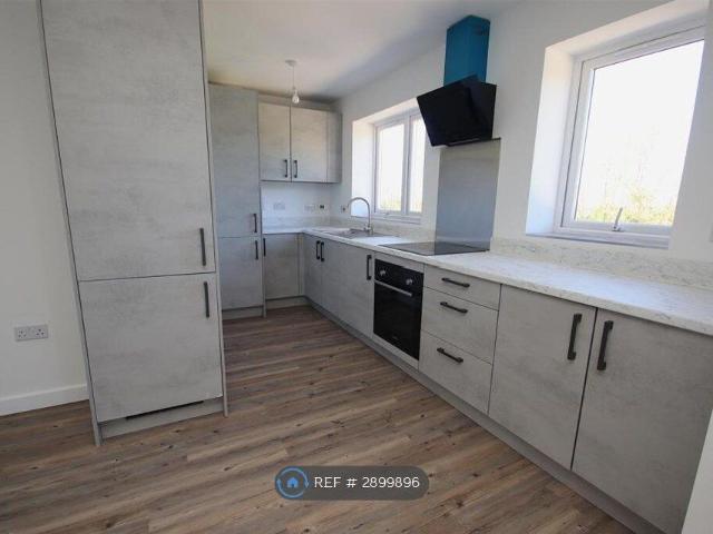 Hardwick, Cambridge CB23, 2 bed flat to rent, £1,400 pcm | PrimeLocation