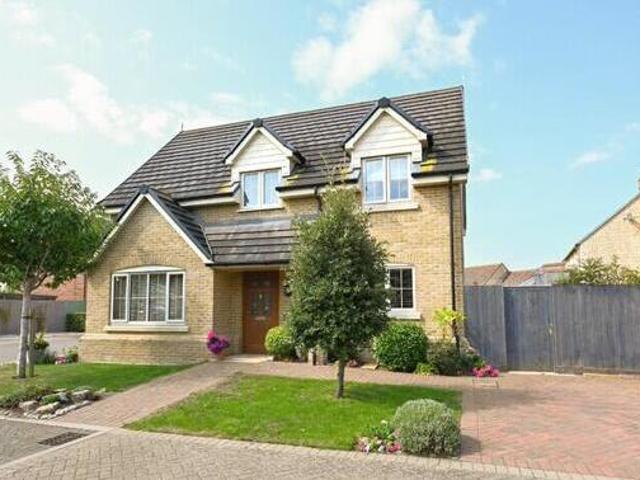 Hardwick Court, Holme, 4 Bedroom Semi detached