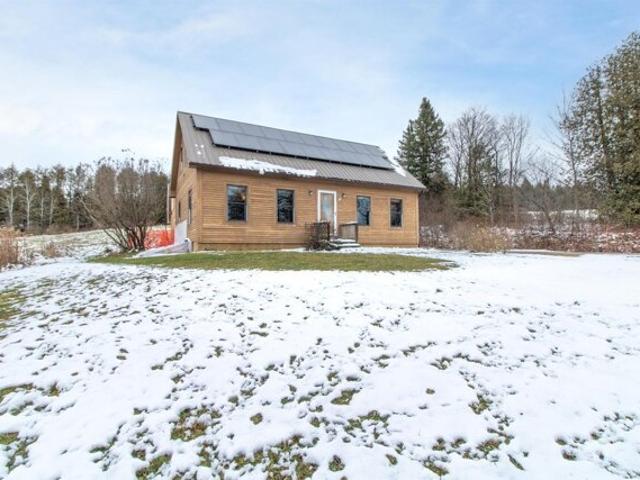 Hardwick Farms Rd, Hardwick, Home For Sale