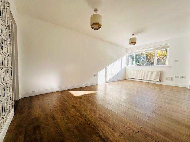 Hardwick Green, West Ealing W13, 4 bed terraced house to rent, £3,500 pcm | PrimeLocation