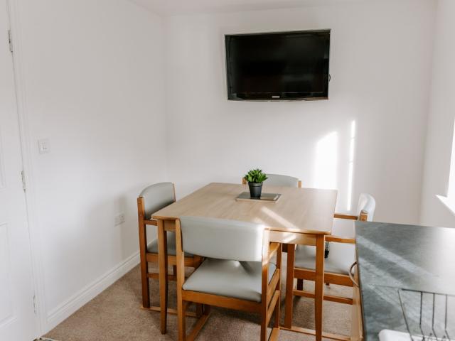 Hardwick Haven – Modern 3BR Townhouse Retreat with