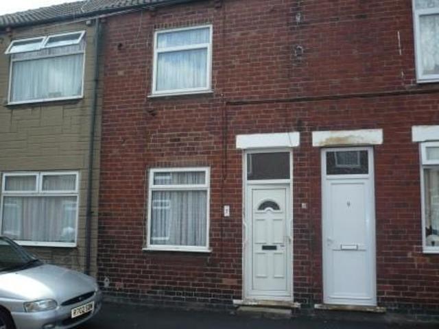 Hardwick Road, Featherstone, Pontefract WF7, 2 bed terraced house to rent, £700 pcm | PrimeLocation