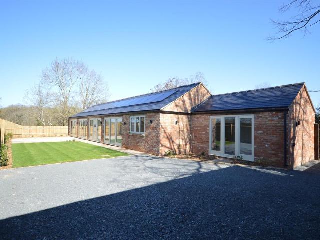 Hardwick Road, Wellingborough NN8, 3 bed barn conversion to rent, £2,000 pcm | PrimeLocation
