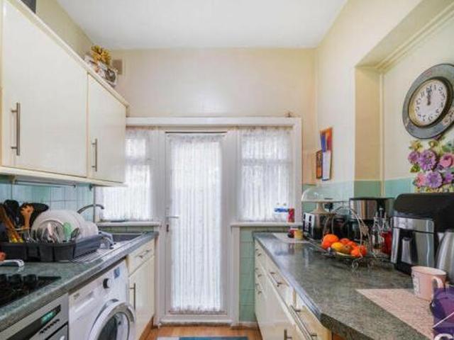 Hardwicke Road, Bounds Green, 2 Bedroom Flat