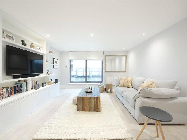 Hardwicks Square, Wandsworth SW18, 1 bed flat to rent, £3,000 pcm | PrimeLocation