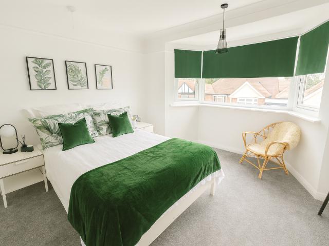 Hardy Avenue, Ruislip HA4, Room to rent, £800 pcm | PrimeLocation
