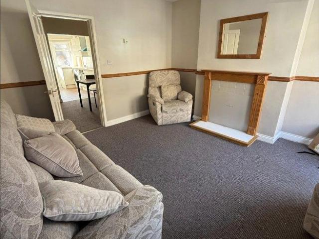 Hardy Street 2 bed house share to rent £1,038 pcm £240 pw