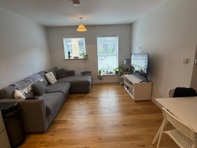Hare Street, Woolwich SE18, 1 bed flat to rent, £1,450 pcm | PrimeLocation