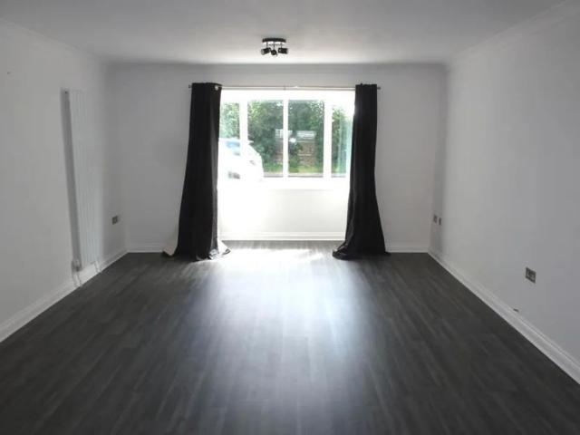Harecroft Road