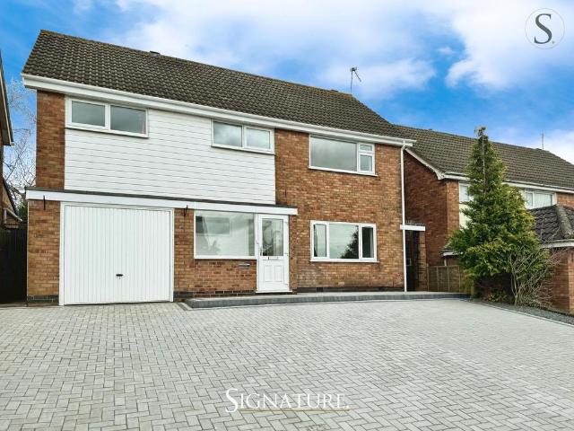 Harefield Avenue, Leicester, LE3 4 bed detached house to rent £1,595 pcm £368 pw