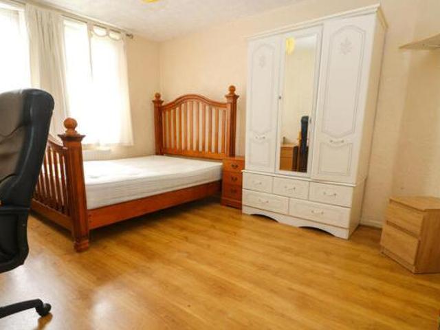 Harefield Road, Southampton, 4 Bedroom Semi detached