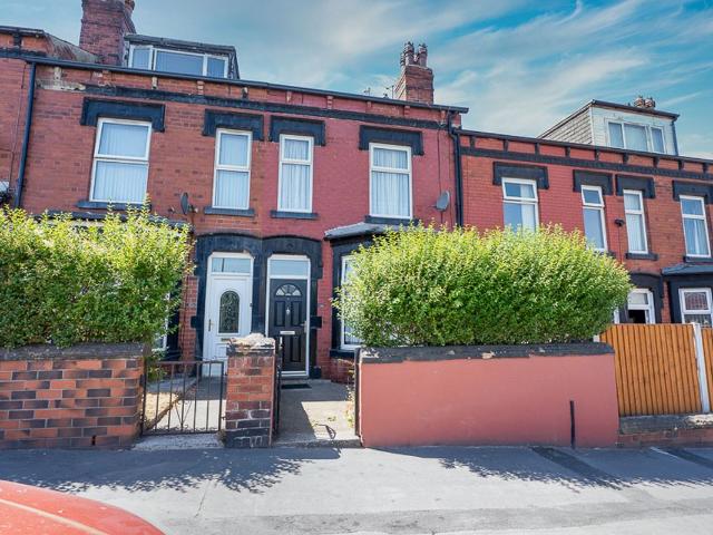 Harehills Lane, Leeds LS8, 4 bed terraced house to rent, £1,250 pcm | PrimeLocation