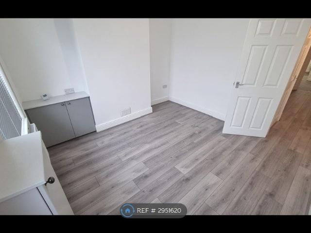 Harewood Street, Stoke On Trent ST6, 2 bed terraced house to rent, £735 pcm | PrimeLocation