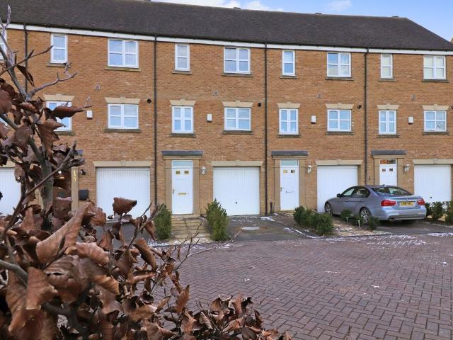 Hargate Way, Hampton Hargate, Peterborough PE7, 3 bed town house to rent, £1,395 pcm | PrimeLocation