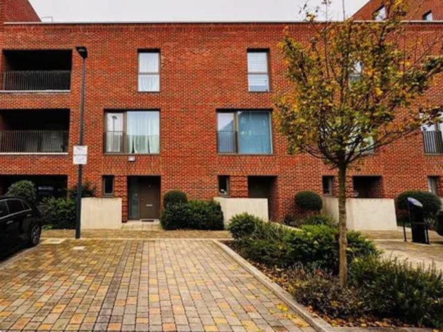 Hargrave Drive, London, HA1 4GF, United Kingdom | 4 bed townhouse for rent #135671845 | Rentberry