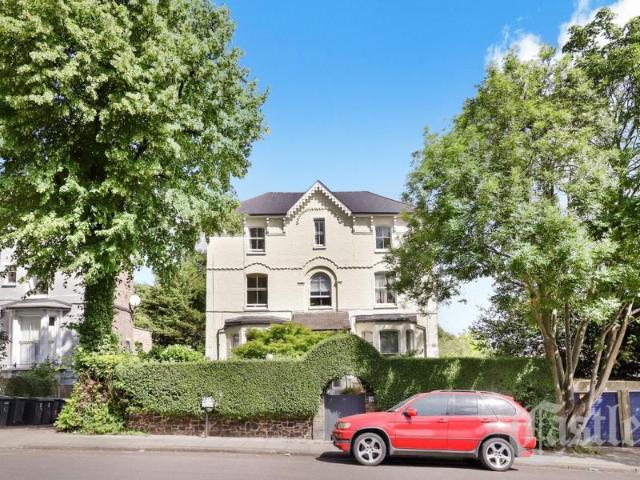 Haringey Park, N8 C7C2E369 00A4 47F5 8D2C B68C85324020 Castles Estate Agents