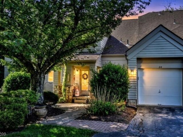 Harker Hill Dr, Hardyston, Condo For Sale