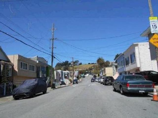 Harkness Ave