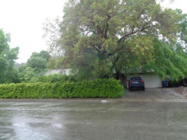 Harlan Dr