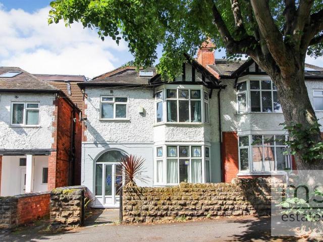 Harlaxton Drive, Nottingham NG7 8 bed semi detached house to rent £4,576 pcm £1,056 pw
