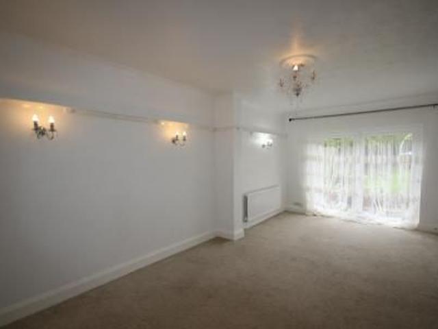 Harlaxton Street, Staffordshire, Burton upon Trent, DE13