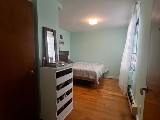 Harlem Calling: Furnished Room, private bathroom, all included, and Central Park a Few Minutes Away