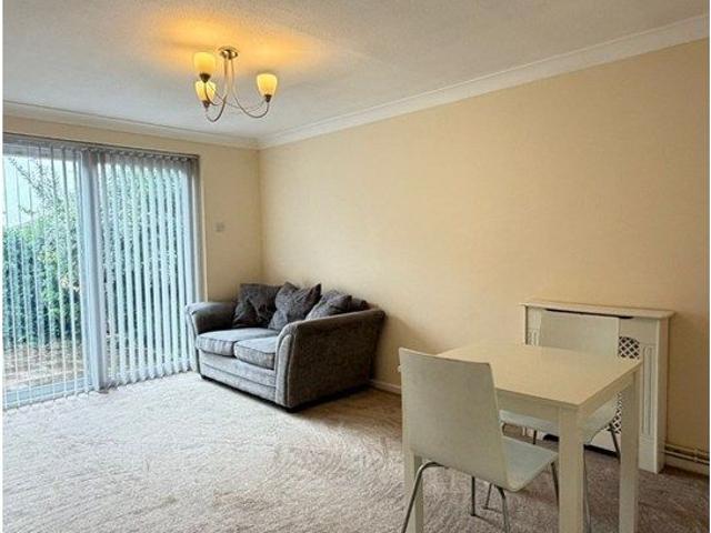 Harlech Avenue, Caversham, Reading RG4, 1 bed maisonette to rent, £1,099 pcm | PrimeLocation
