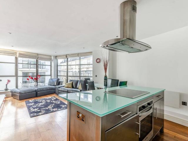 Harlequin Court, Covent Garden, London WC2E, 2 bed flat to rent, £7,583 pcm | PrimeLocation