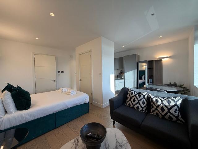 Harlequin Avenue, Brentford TW8, Studio to rent, £1,480 pcm | PrimeLocation