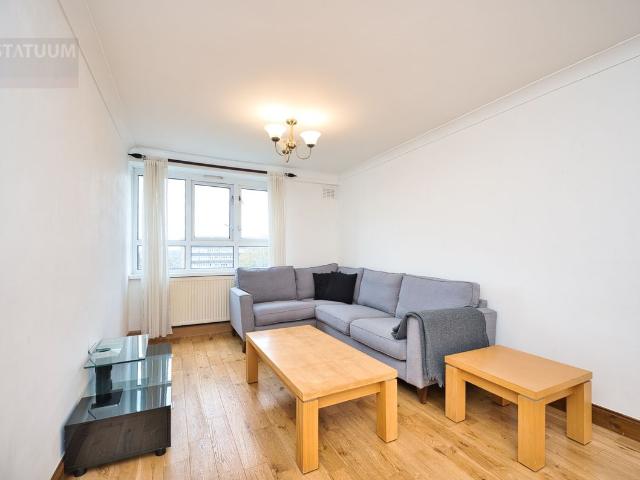 Harley Grove, Mile End, Bow, East London E3, 2 bed flat to rent, £2,250 pcm | PrimeLocation