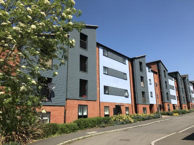 Harley Drive, Milton Keynes, MK7 2 bed flat to rent £1,450 pcm £335 pw