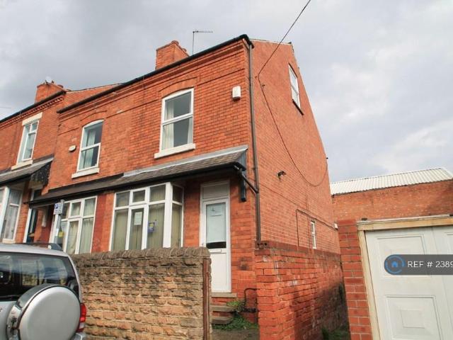 Harley Street, Nottingham, NG7 5 bed end of terrace house to rent £2,379 pcm £549 pw