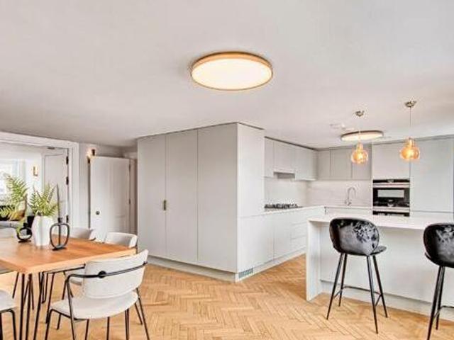Harley Street, London, 4 Bedroom Flat