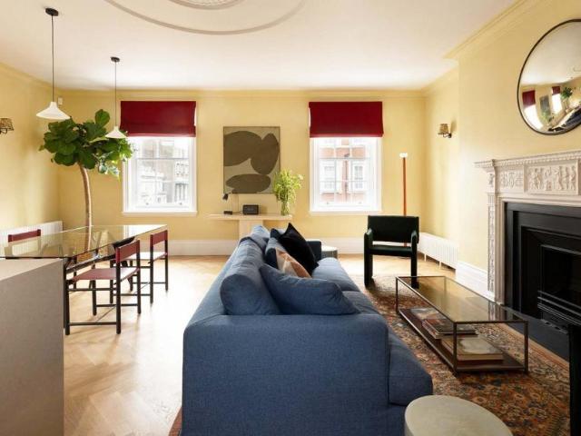 Harley Street 2 bed property to rent £18,048 pcm £4,165 pw