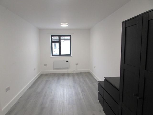 Harley Road, Harrow, Middlesex HA1, Room to rent, £950 pcm | PrimeLocation