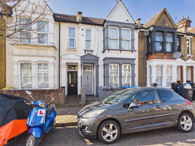 Harley Road, London NW10, 2 bed flat to rent, £1,850 pcm | PrimeLocation