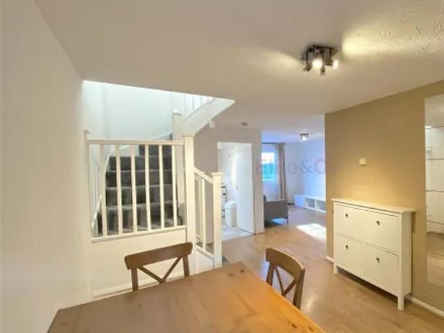 Harlinger Street, London, SE18 5SX, United Kingdom | 4 bed townhouse for rent #165474128 | Rentberry