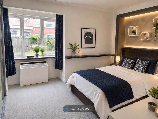 Harlington Road, Uxbridge UB8, Studio to rent, £1,150 pcm | PrimeLocation