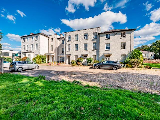 Harlington Road, Uxbridge UB8, 2 bed flat to rent, £1,795 pcm | PrimeLocation