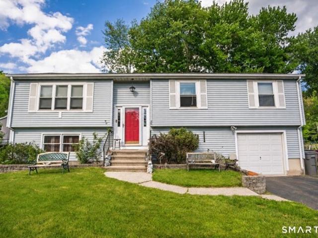 Harlow Ct, Naugatuck, Home For Sale