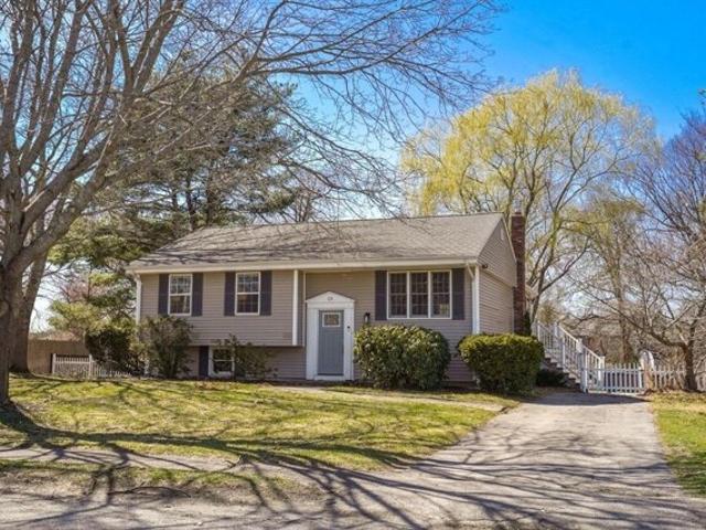 Harlow Rd, Marshfield, Home For Sale